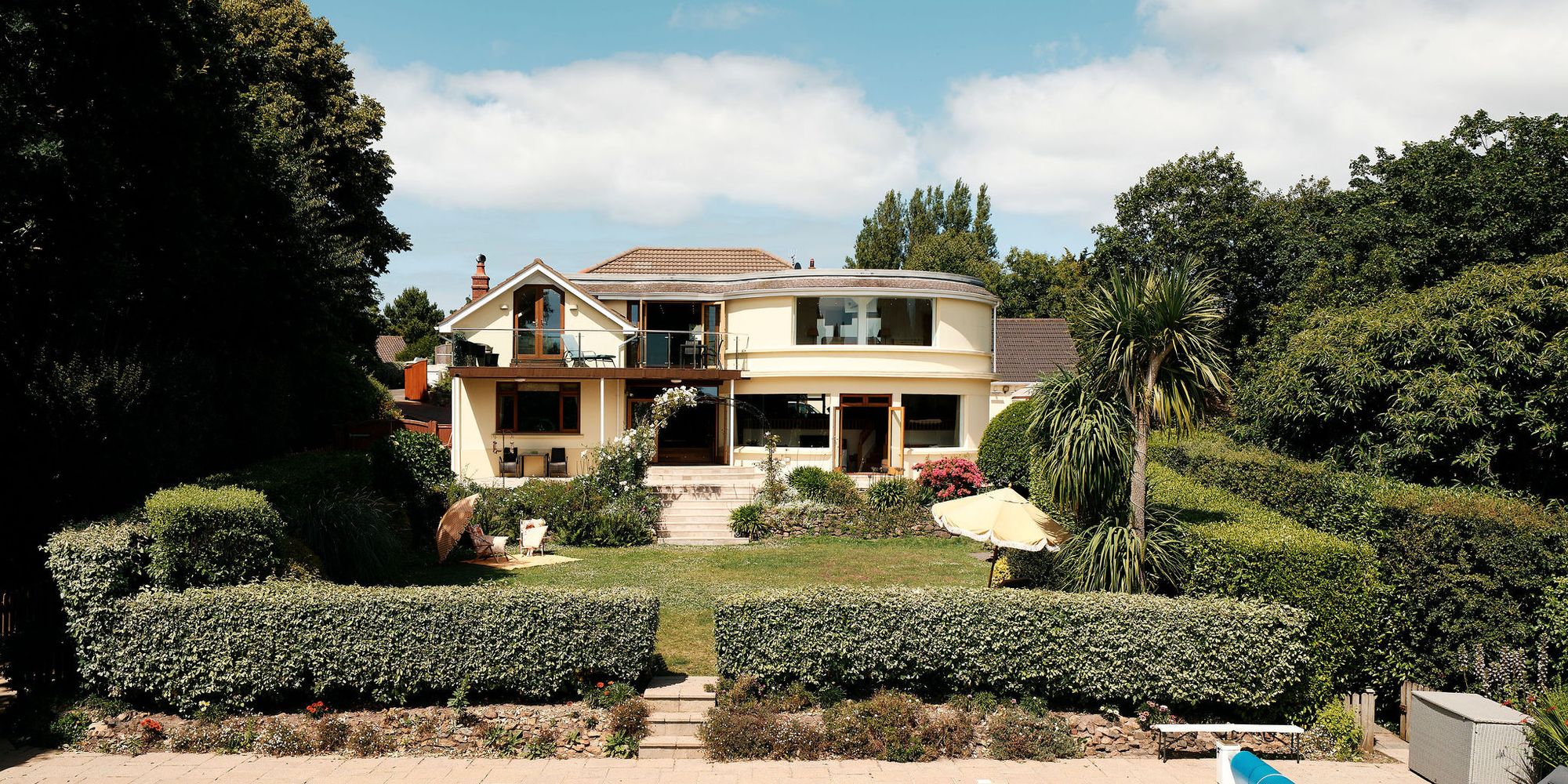 La Brecque | Broadlands