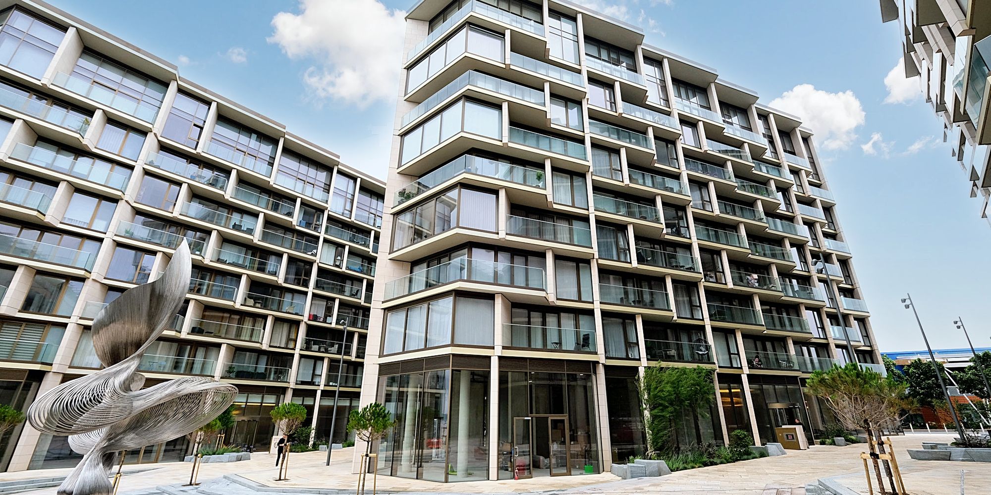 La Brecque | Broadlands