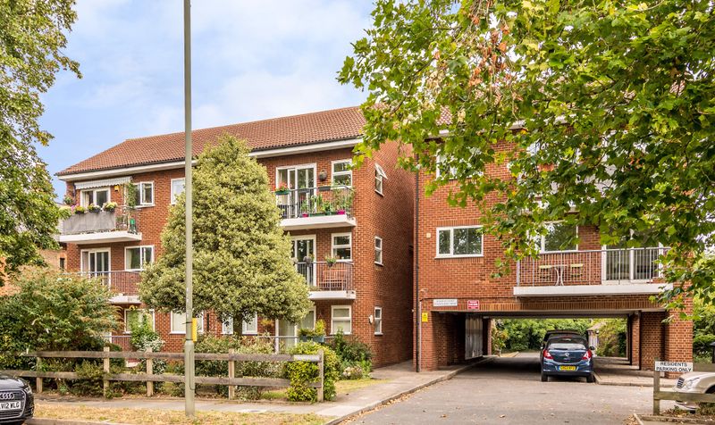 Kings Hall Road, Knights Court, BR3 - The Address – Beckenham Estate Agents