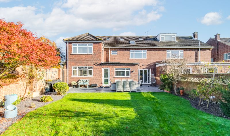 Cozens Road, Ware, SG12 - Elliot Heath