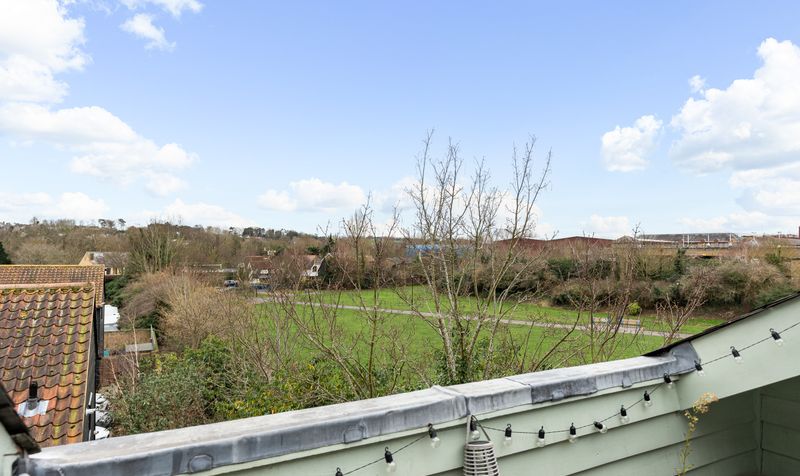 Watton Road, Ware, SG12 - Elliot Heath