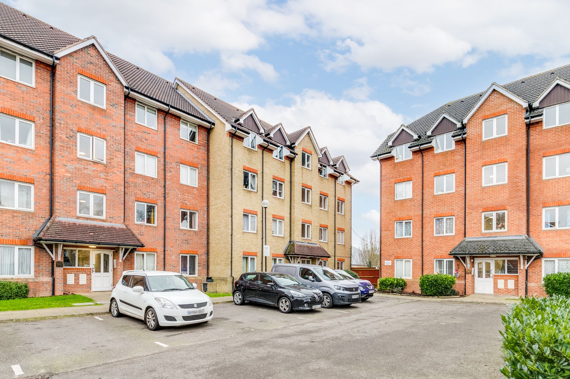 Crane Mead, Ware, SG12 - Elliot Heath