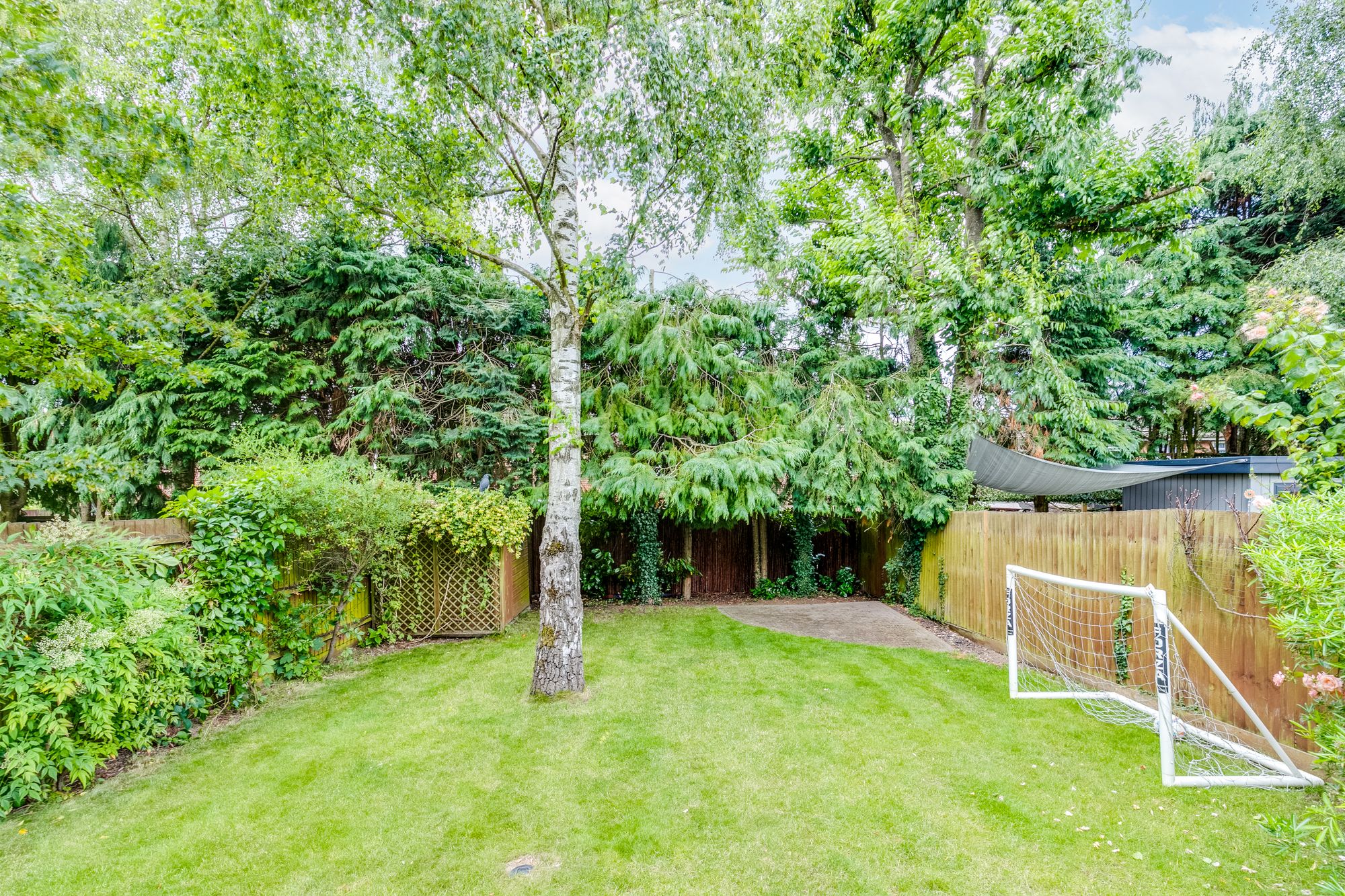 Hammarsfield Close, Standon, SG11 - Elliot Heath