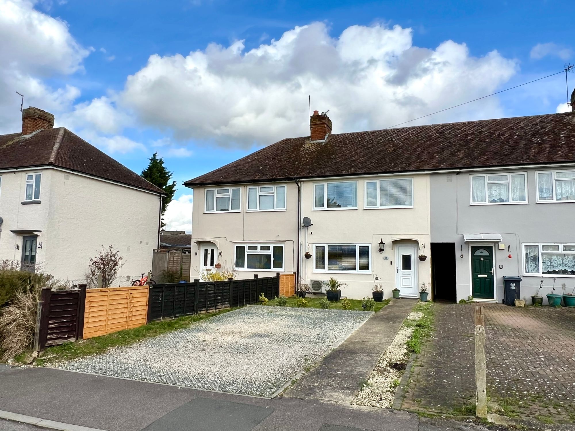 Cundalls Road, Ware, SG12 - Elliot Heath