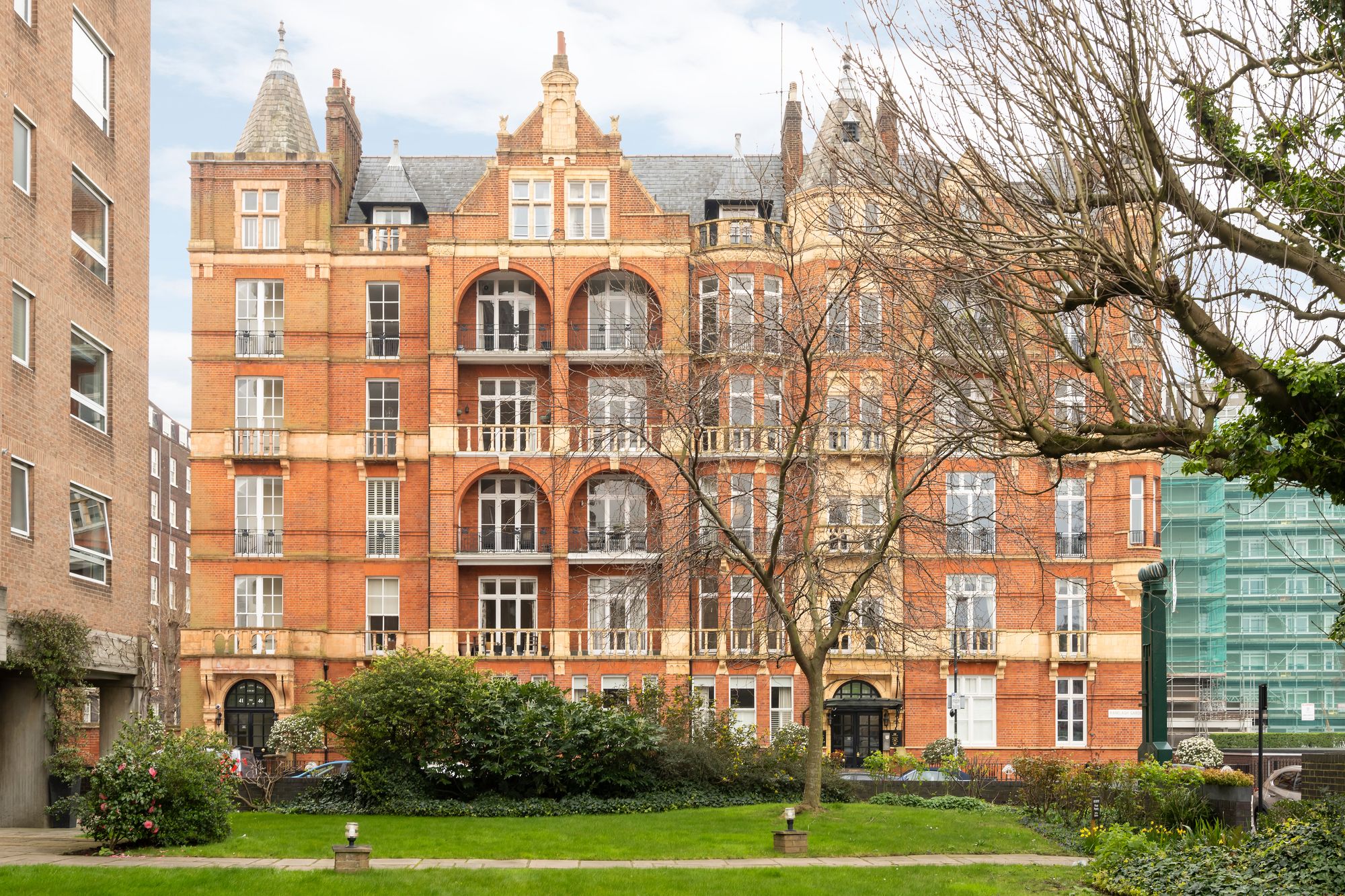 Flat For Sale Hurlingham Court, Fulham, SW6