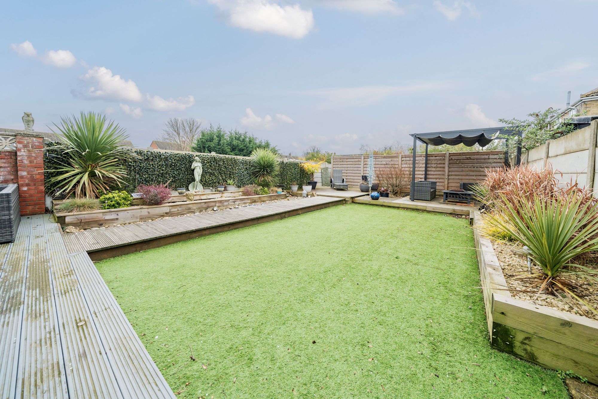 Lower Road, Faversham, ME13 – Sold STC – Iliffe & Iliffe