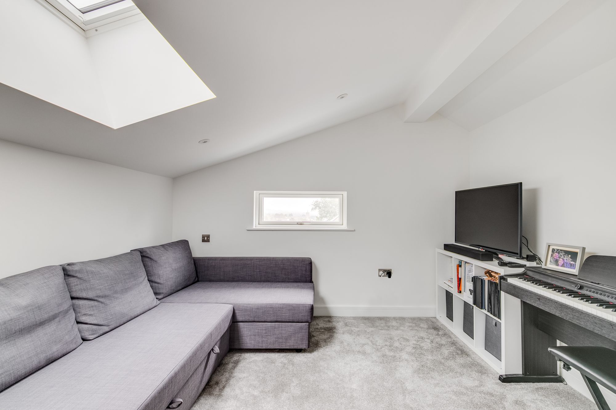 Watton Road, Ware, SG12 - Elliot Heath