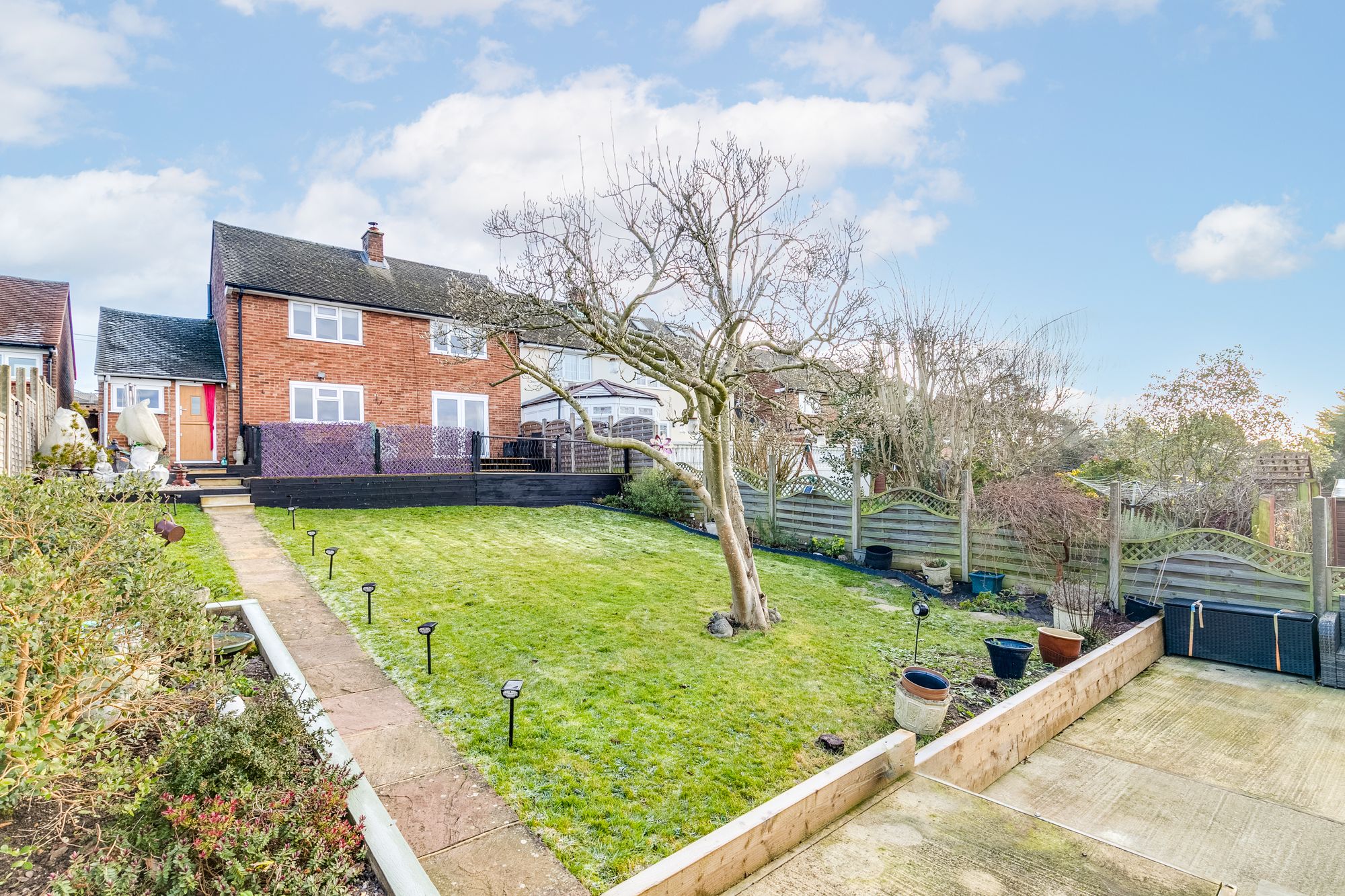 Woodcroft Avenue, Stanstead Abbotts, SG12 - Elliot Heath